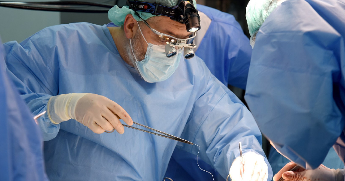 Chirurgia cardiacă modernă este minim invazivă | Digi24