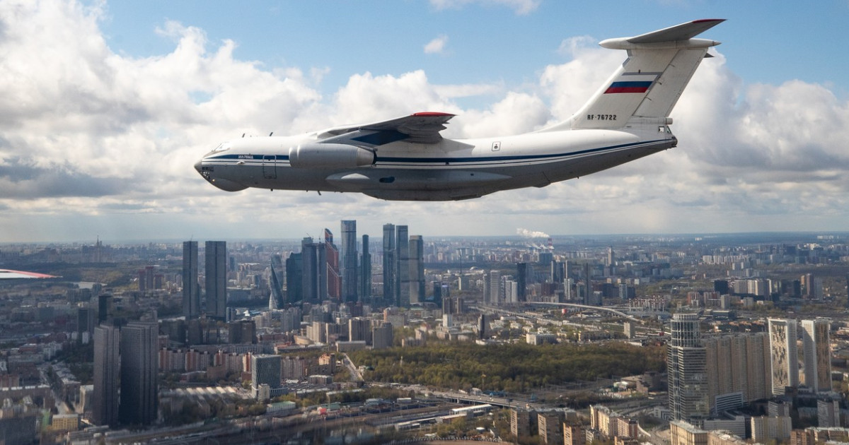 „Avionul apocalipsei”, scos de Putin la parada de 9 Mai. Pregătiri ...