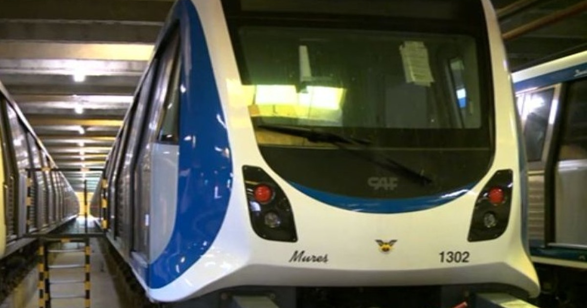 Metrorex și RATB, program special de sărbători | Digi24