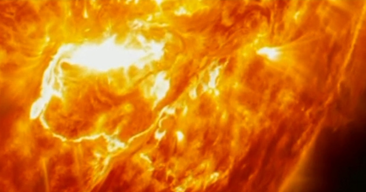 Soarele a avut una dintre cele mai puternice explozii măsurate vreodată ...