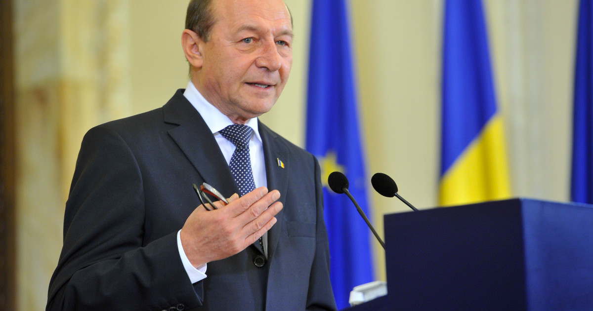 Traian Băsescu acuză: Preşedintele Iohannis a abdicat fără să fie rege ...