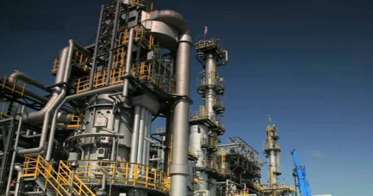 Trei oferte de cumpărare pentru Petrotel Lukoil | Digi24