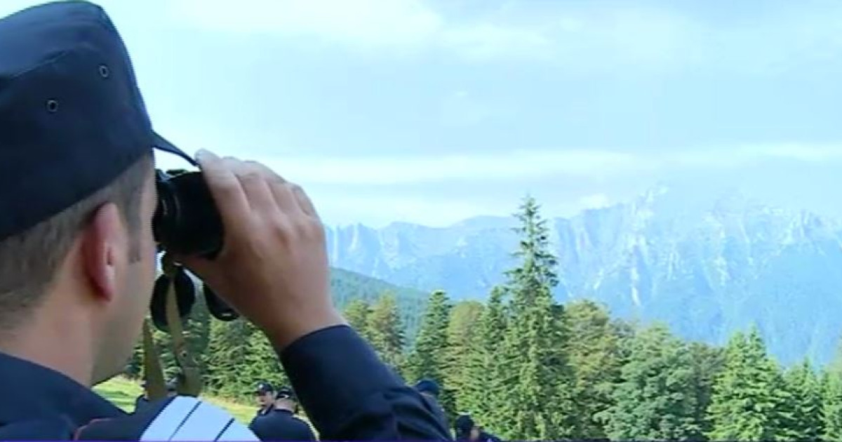 Planorul dispărut. Un martor spune că a auzit o bubuitură pe Valea ...