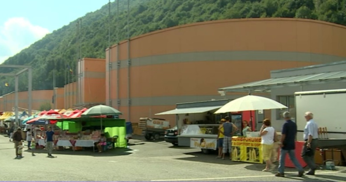 Bâlci într-un centru de congrese de 12 milioane de euro | Digi24