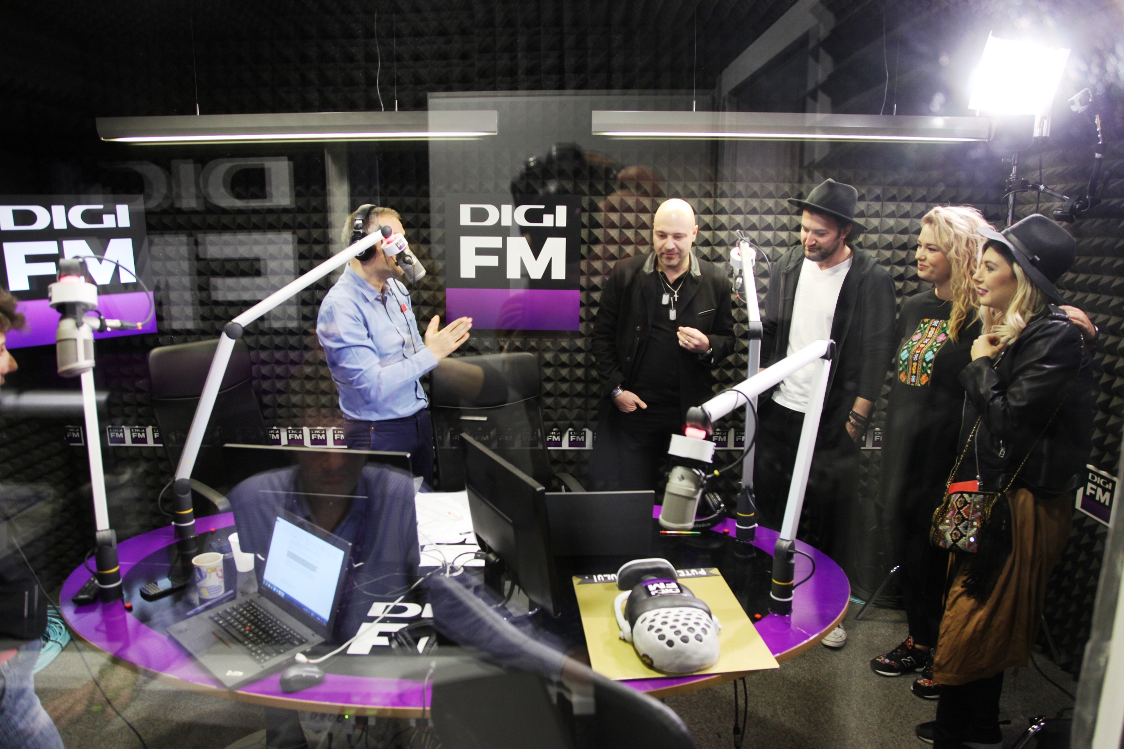 PUTEREA RADIOULUI. Digi FM emite de AZI, de la ora 06:00