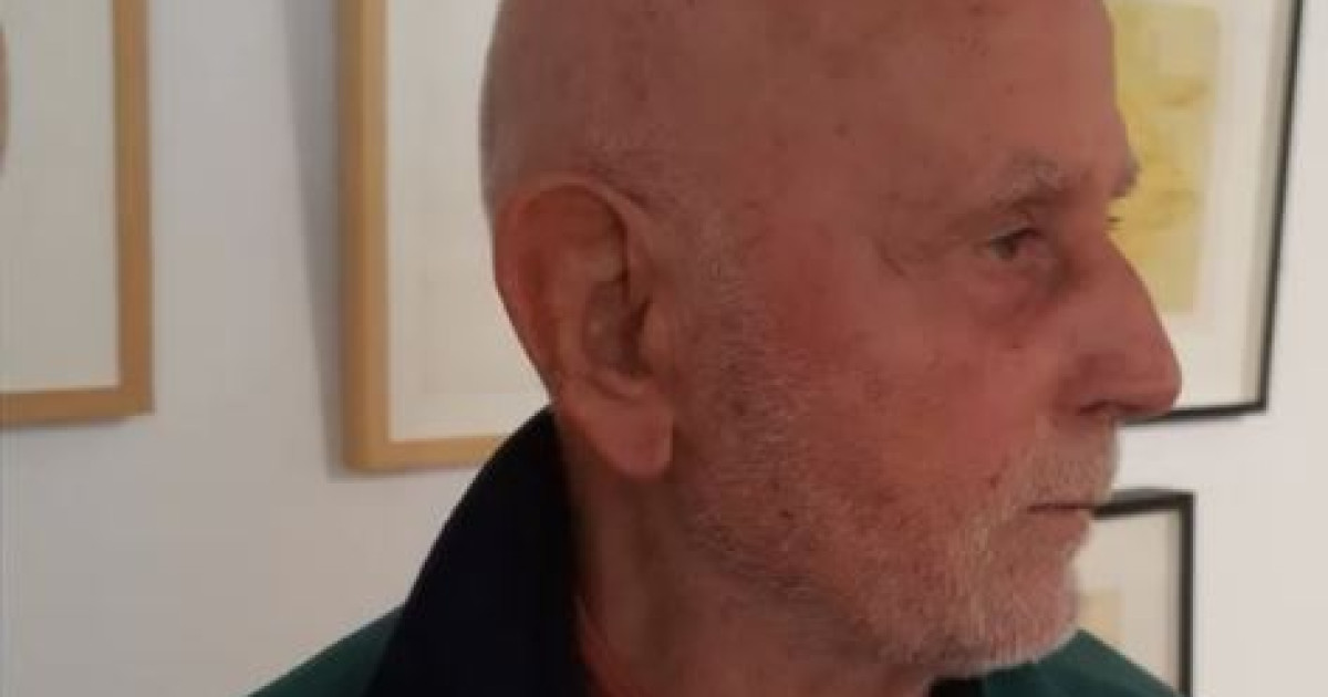 Napoleon Tiron: Forme simple, materiale nobile | Digi24