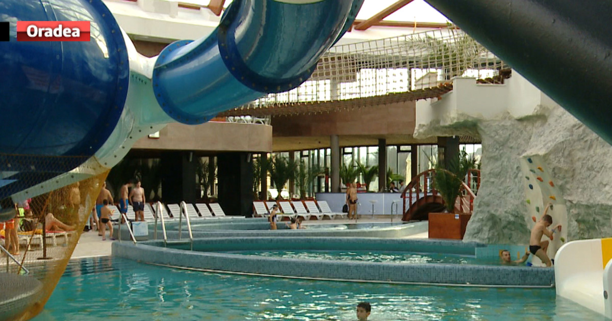 Aquapark-ul Nymphaea Oradea | 12.000 de clienți de sărbători | Digi24