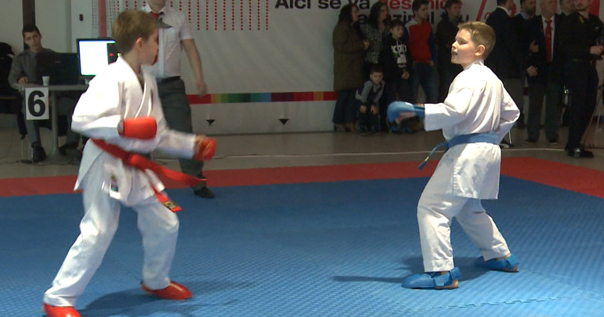 KARATE. CS Shogunul Oradea, medalii la Cupa Dacicus | Digi24