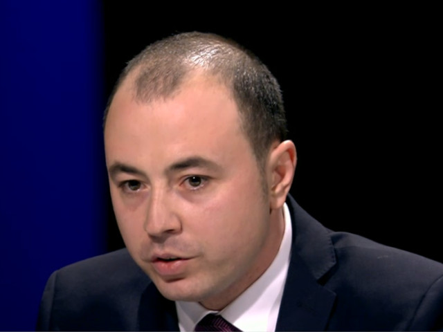 Andrei Muraru: Ponta s-a opus unei legi de condamnare a simbolurilor şi ...