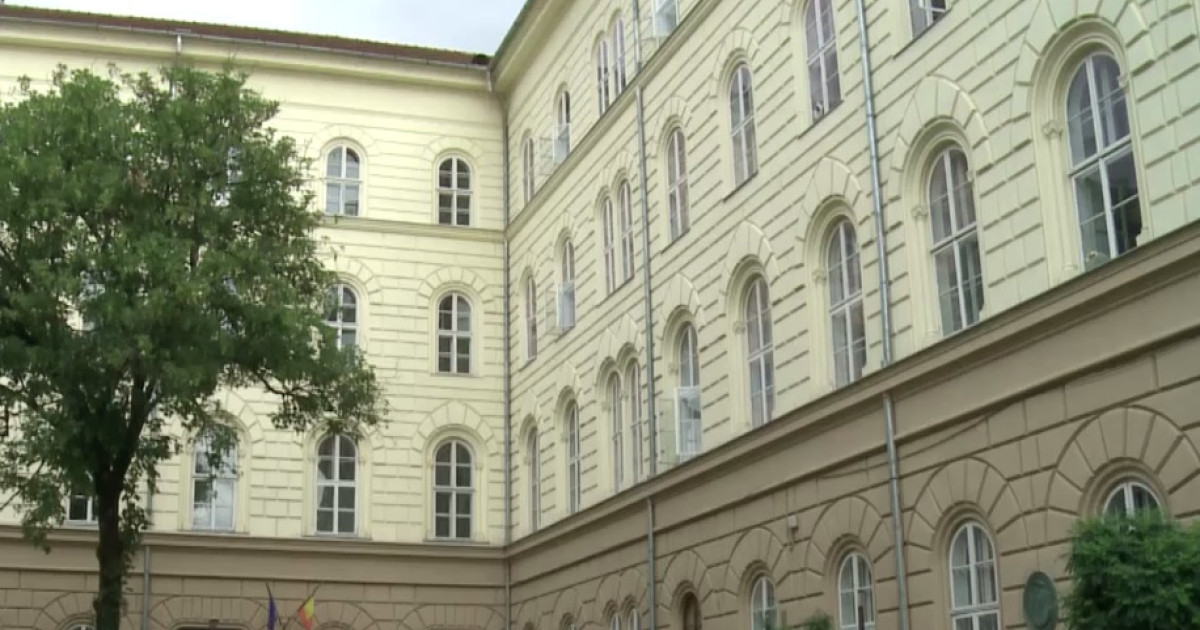 Palatul Dicasterial, una dintre cele mai mari din Timișoara | Digi24