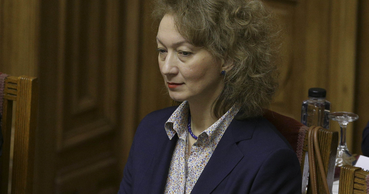 Cine este Simina Tănăsescu, numită judecător la CCR | Digi24