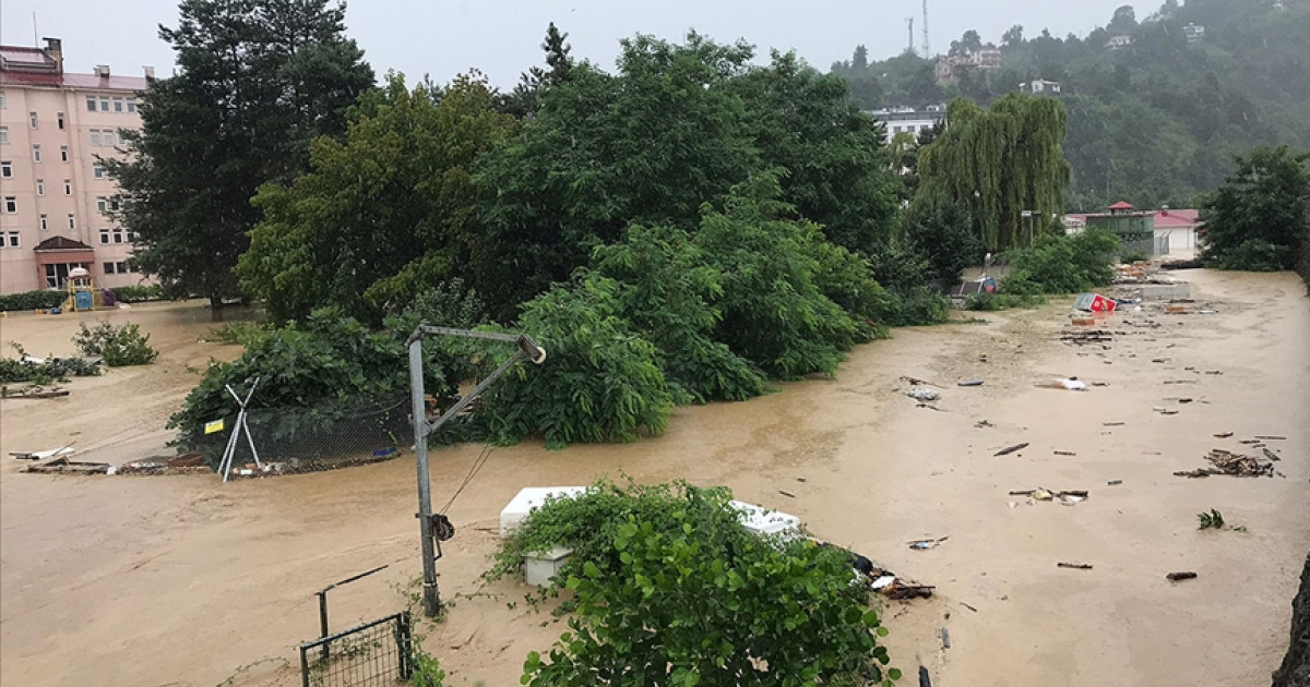 Turcia, la extreme. După temperaturi record, inundații de devastatoare ...