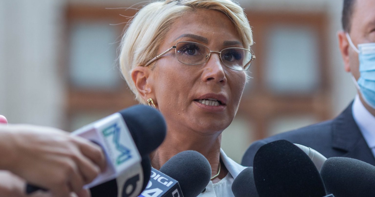 Raluca Turcan, „frustrată” și „mâhnită” de o decizie a ministrului ...