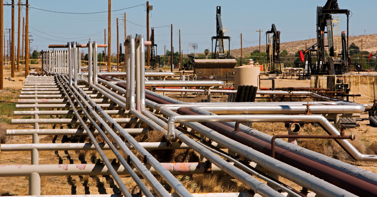 Gazprom anunţă că livrările de gaze continuă prin conductele paralele ...