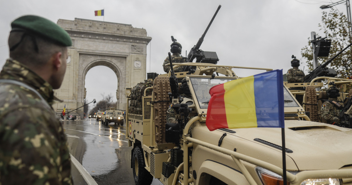Parada de 1 Decembrie din București: 2.500 de militari, 190 de mijloace tehnice și 45 de ...