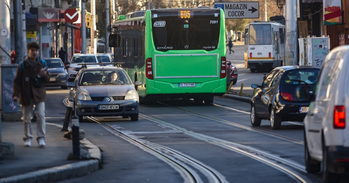 Programul STB de Crăciun şi Revelion. Cum vor circula autobuzele de sărbători | Digi24
