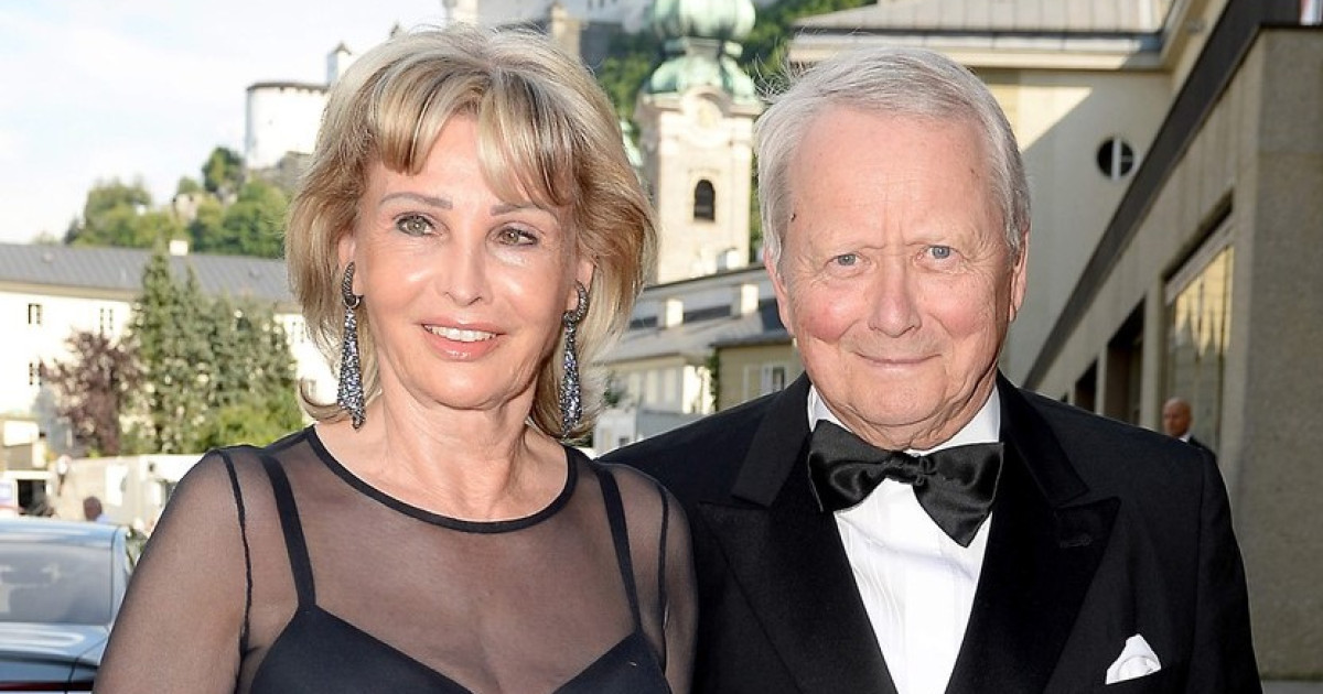 La 79 de ani, miliardarul Wolfgang Porsche a anunțat că divorțează. Era ...