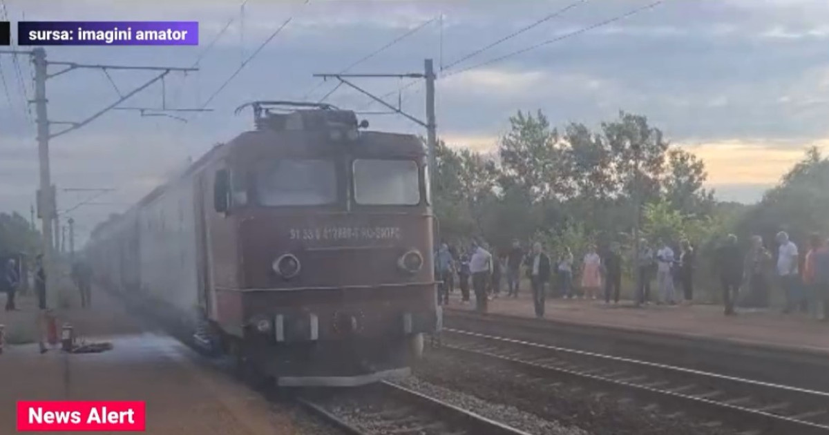 VIDEO Locomotiva unui tren a luat foc, în Prahova | Digi24