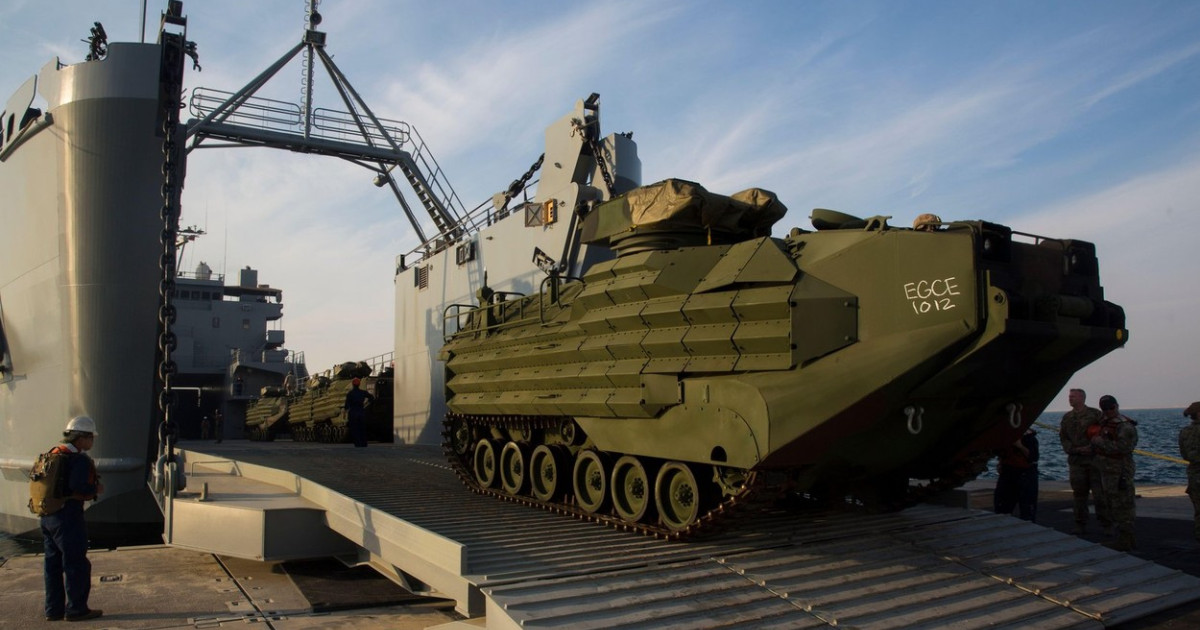 SUA aprobă vânzarea către România a 21 de vehicule amfibii de asalt și ...