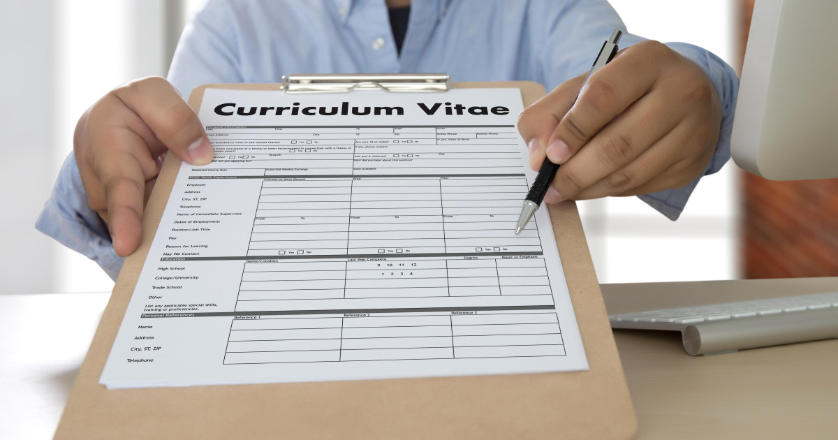 "Să fie ok ca om". Care sunt criteriile de angajare cerute de o ...