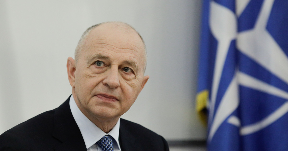 Geoană, despre momentul „Mihaela, dragostea mea”: Cred că acum sunt un ...