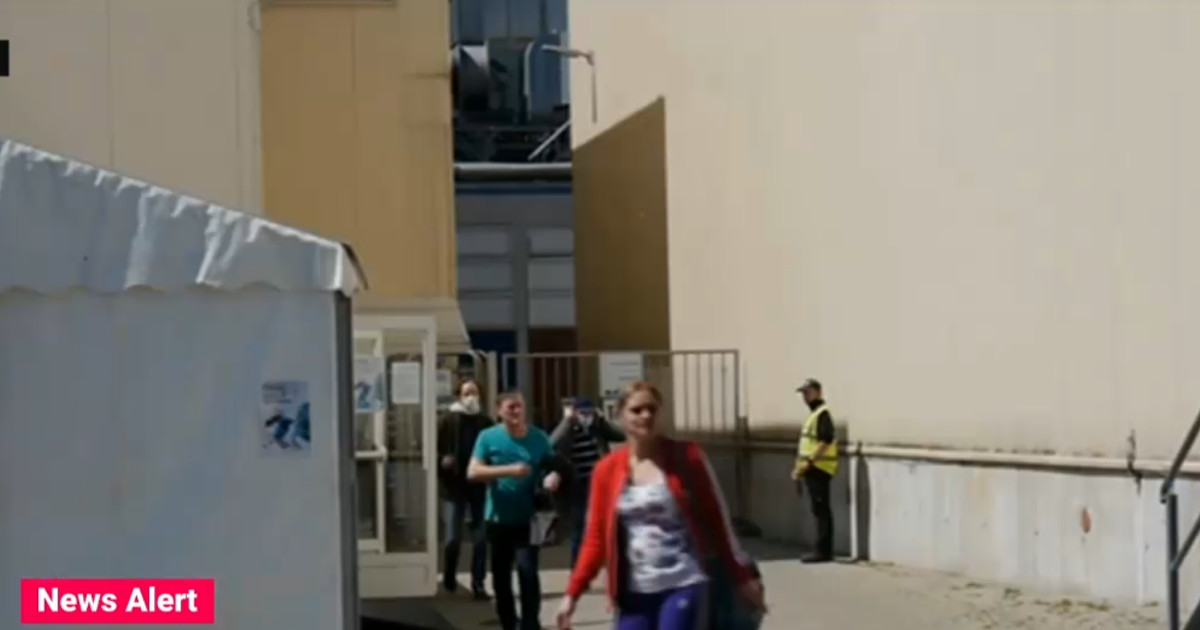 Boli profesionale, abuzuri, ore neplătite. Români care muncesc în ...