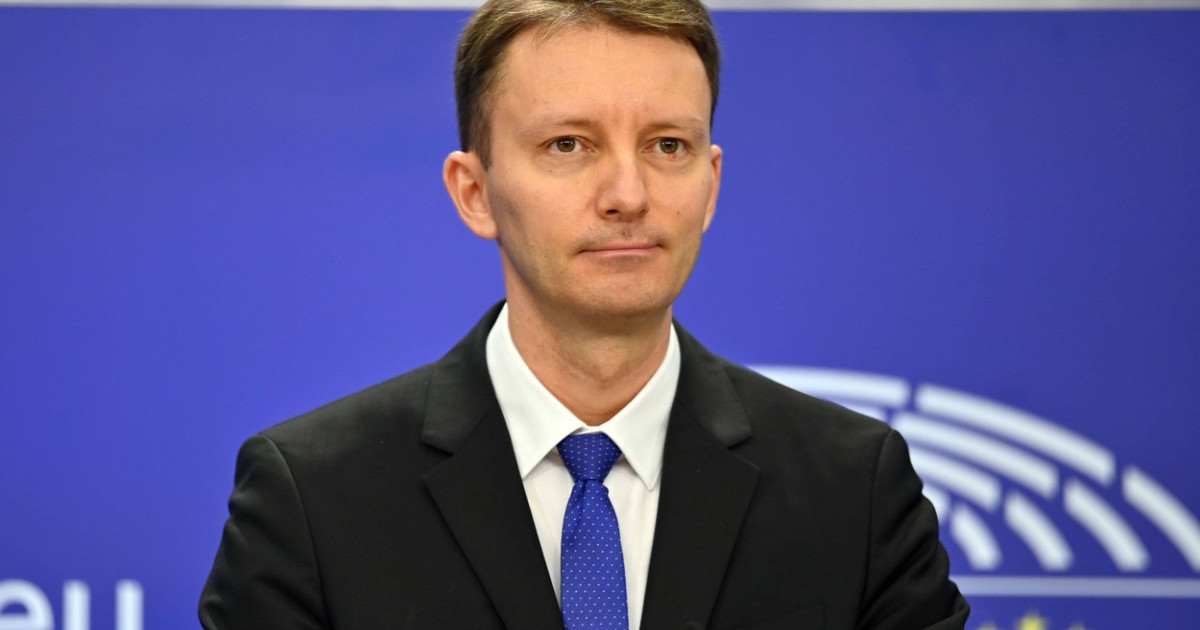 Parlamentul European a adoptat Bugetul UE 2024. Eurodeputatul Siegfried ...