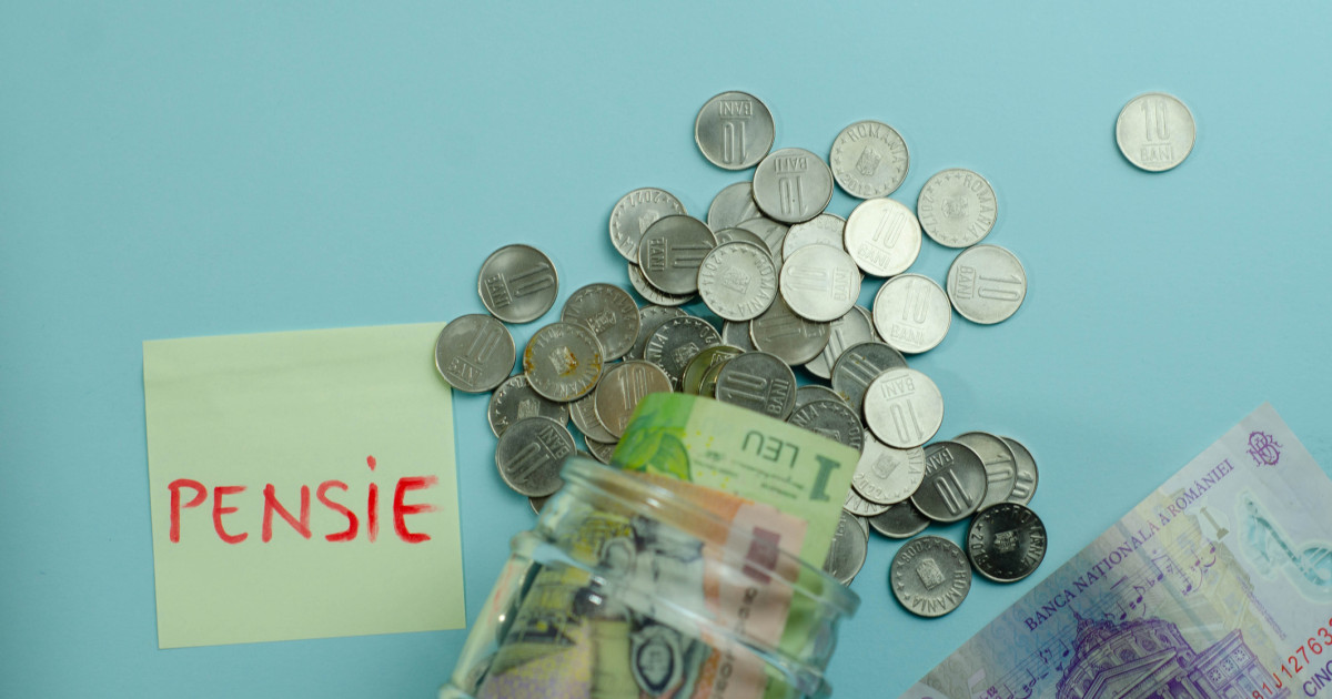 Peste 1 milion de români au în conturile de Pilon II mai mult de 60.000 ...