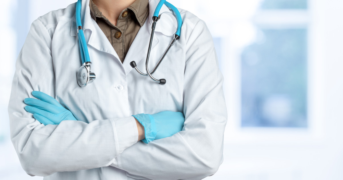 Medic de chirurgie plastică din Constanța, anchetat sub acuzația că a ...