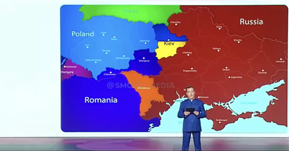 Delirul: Medvedev se pozează în „uniformă Mao”, alături de celebra ...