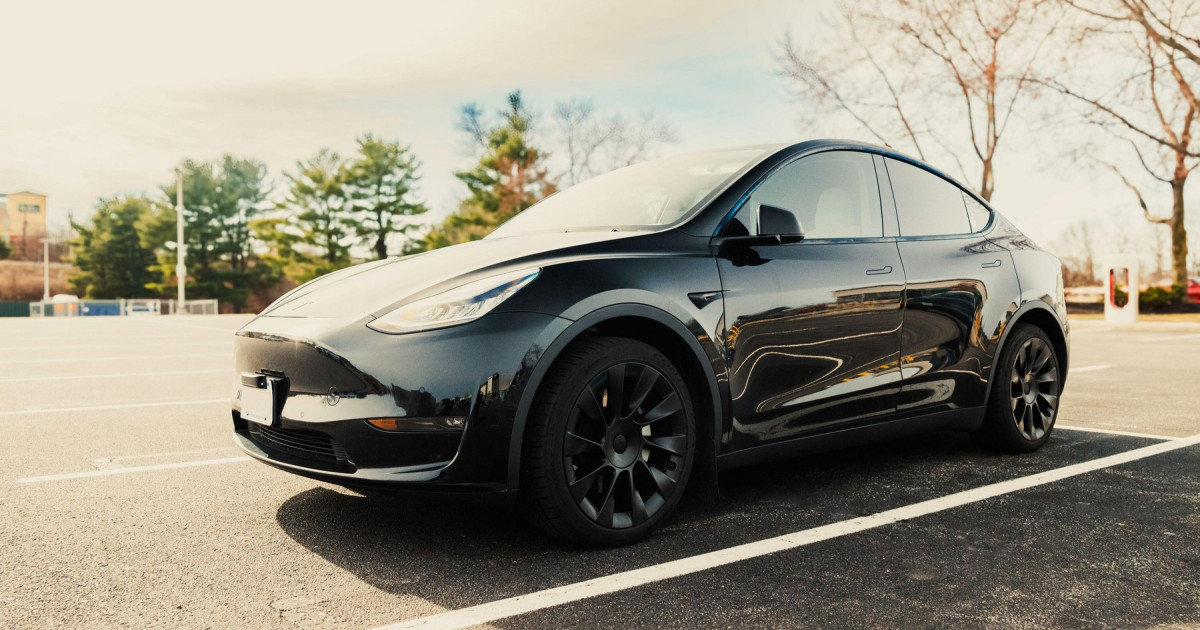 Tesla lansează astăzi noul Model 3 Performance. Elon Musk: este mai ...