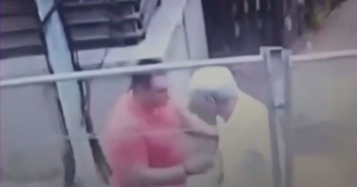 Momentul altercației dintre Ionel Ganea și vecinul său. Scandalul a ...