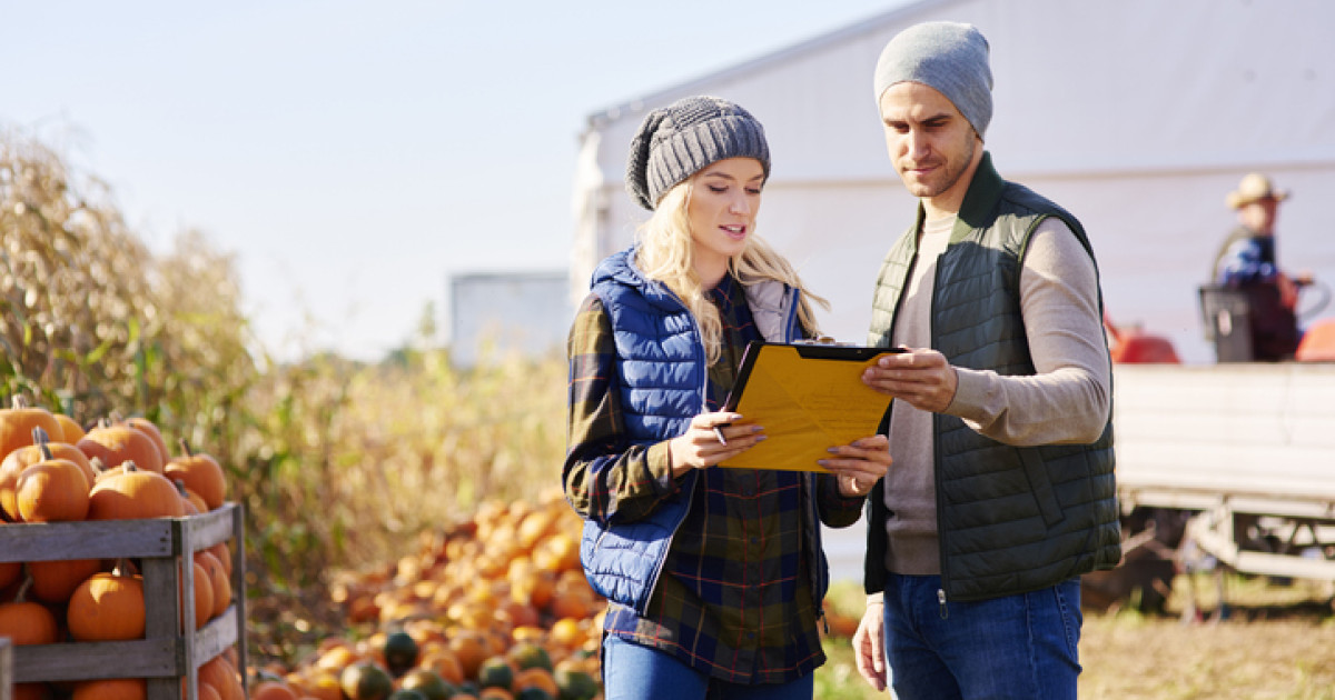 Sprijin pentru tinerii fermieri: beneficiarii trebuie să depună până la ...