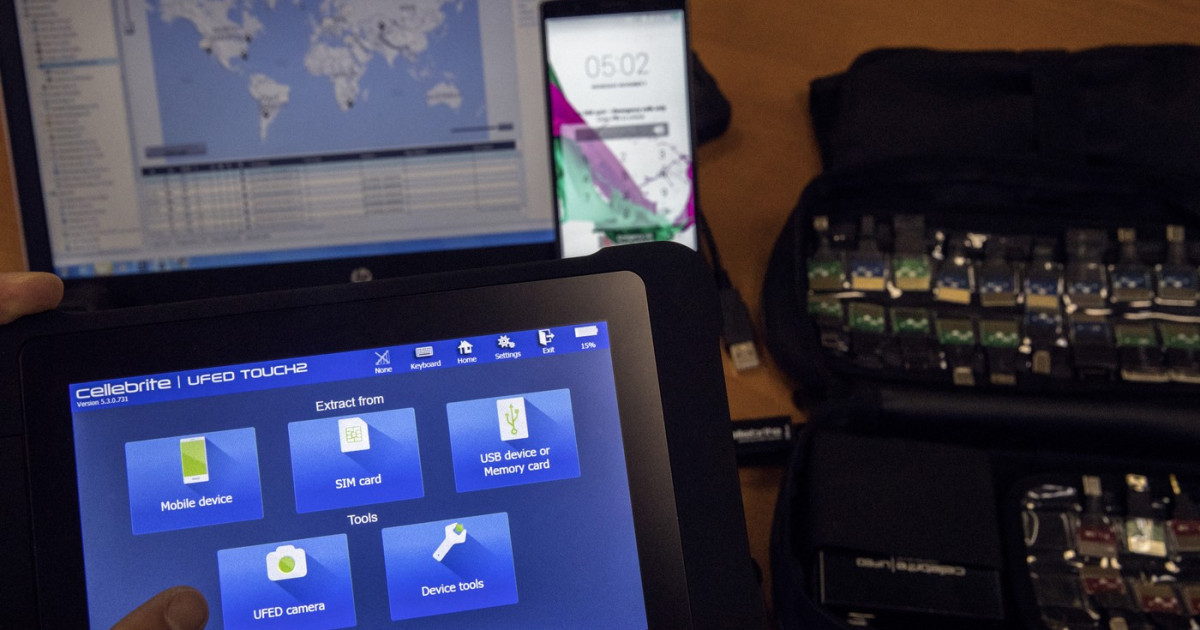 Jurnaliștii și activiștii sârbi sunt urmăriți de autorități cu programe ...