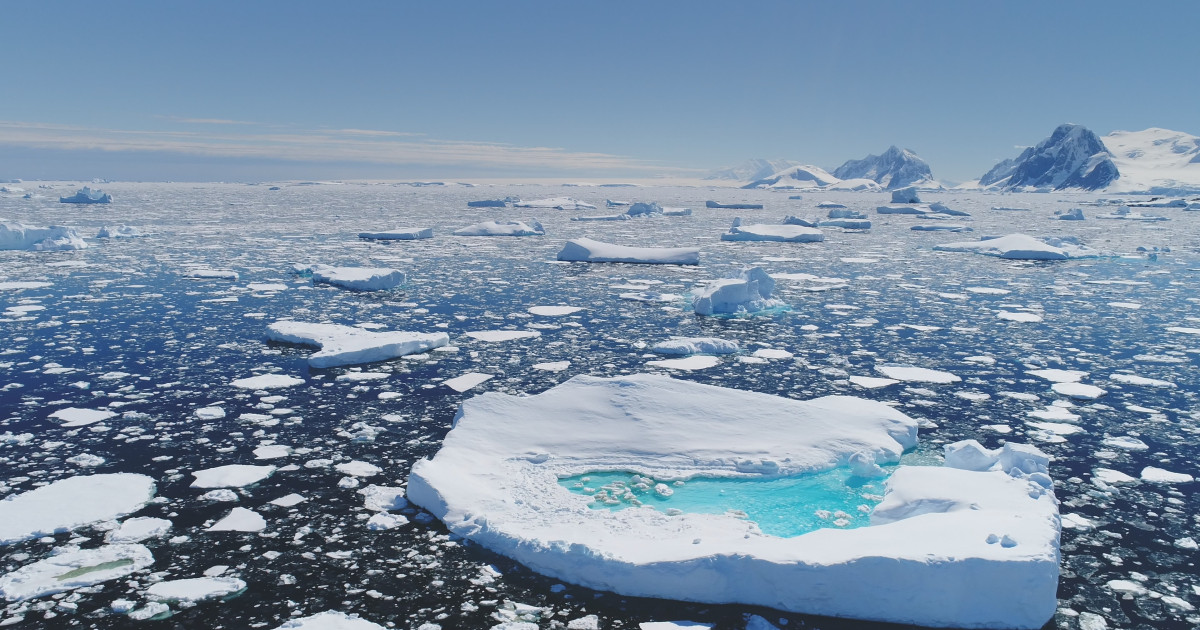 Topirea gheții din Antarctica duce la creșterea furtunilor în regiunile ...