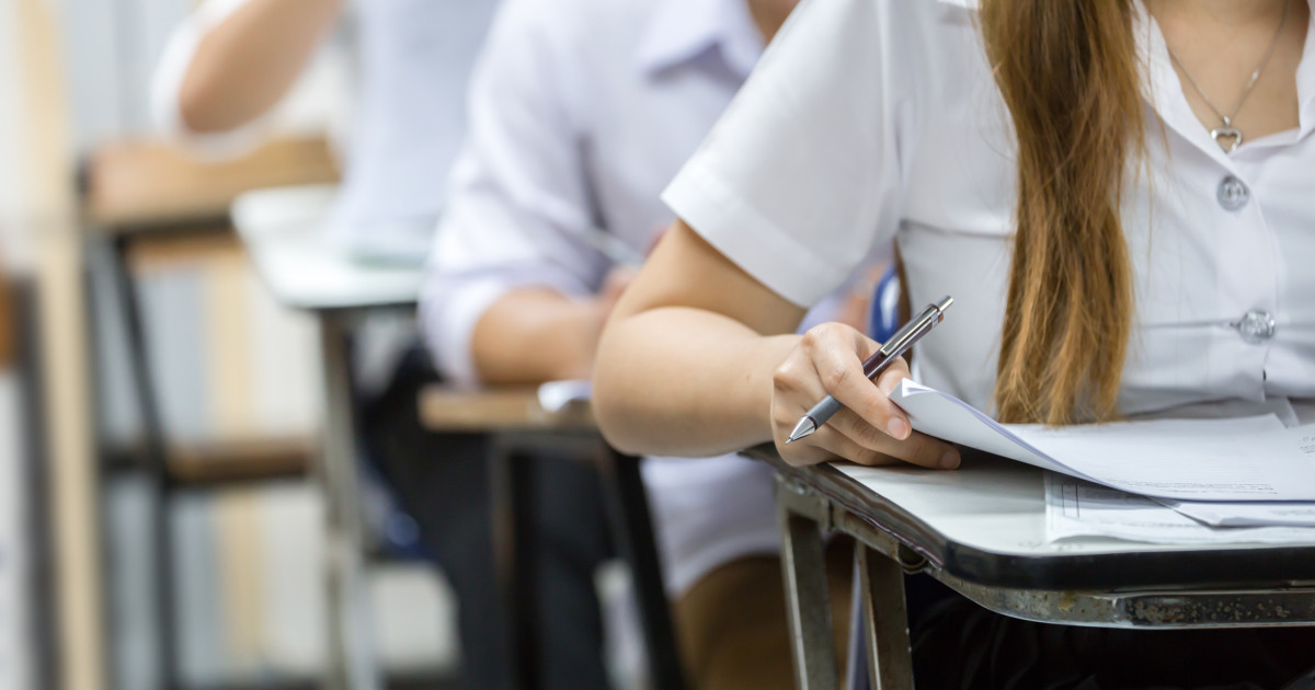 Începe înscrierea la BAC 2025. Probele de competențe au loc în perioada ...