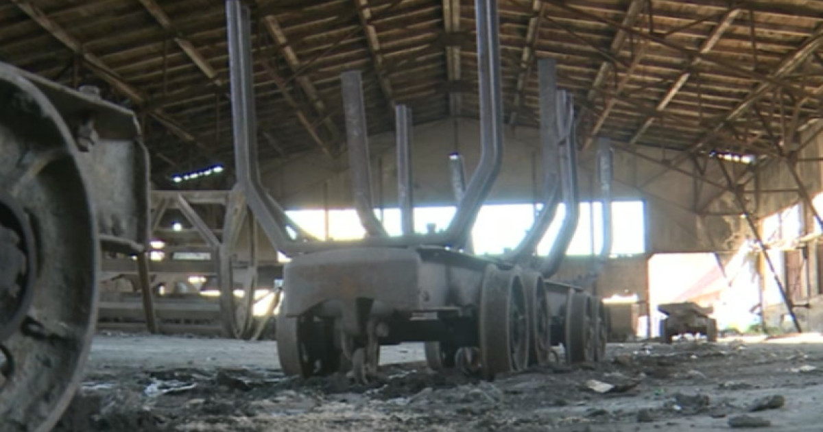 O fabrică de subansamble pentru industria energiei regenerabile se ...