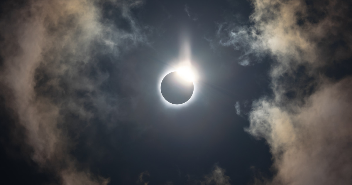 Eclipsa totală de Lună pe 14 martie 2025. Ce se poate observa pe cer în ...