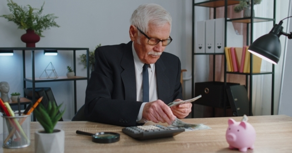 Ce este Pilonul III de pensii și cum funcționează. Tot mai mulți români ...