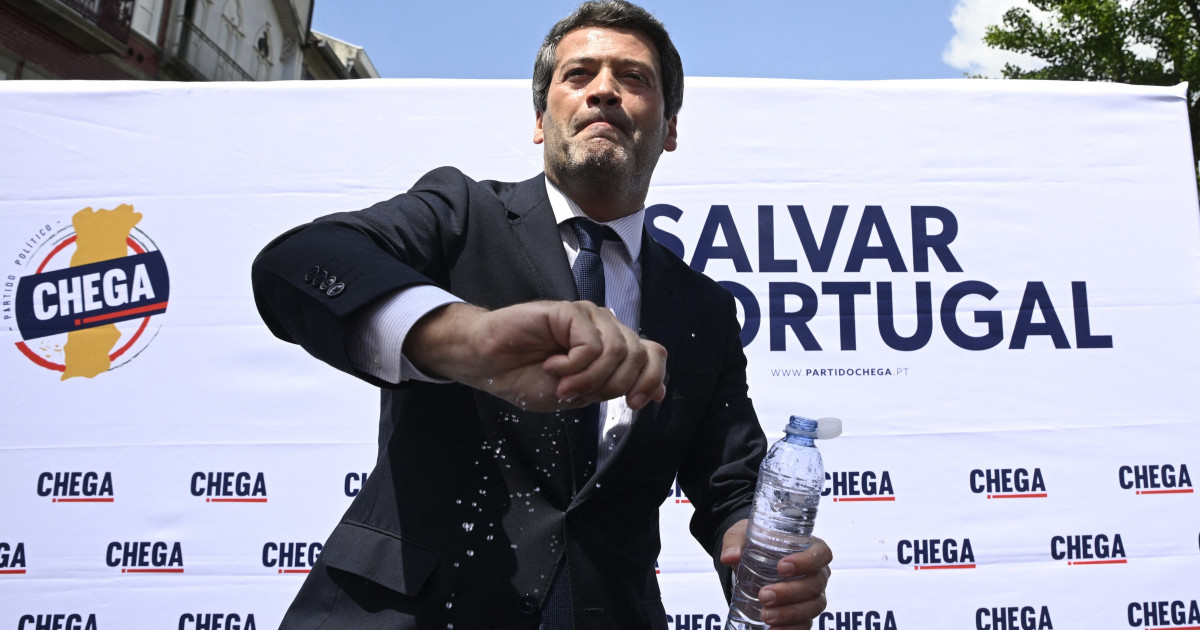 Liderului extremei drepte din Portugalia i s-a făcut rău pentru a doua ...