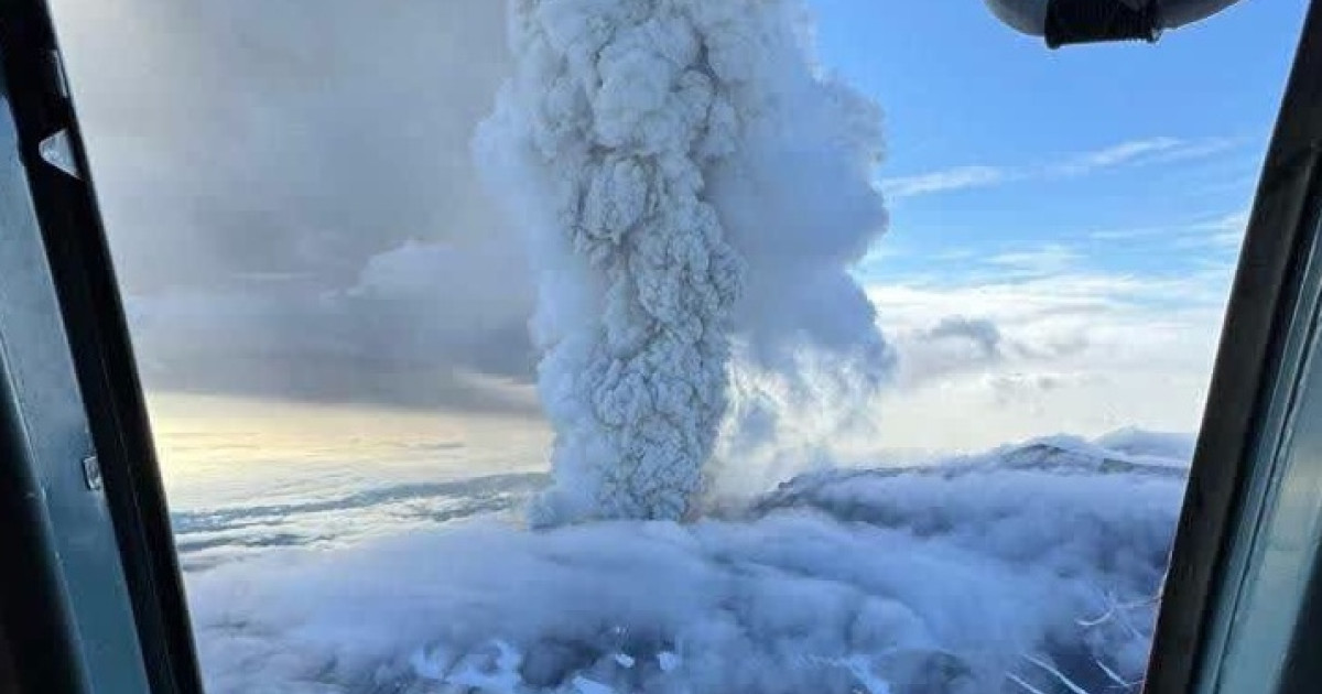 Vulcanul Kraşeninnikov a erupt după aproape cinci secole de inactivitate | Digi24