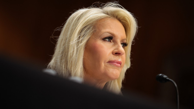 Cine este Monica Crowley, cea care i-a întâmpinat pe liderii europeni ...
