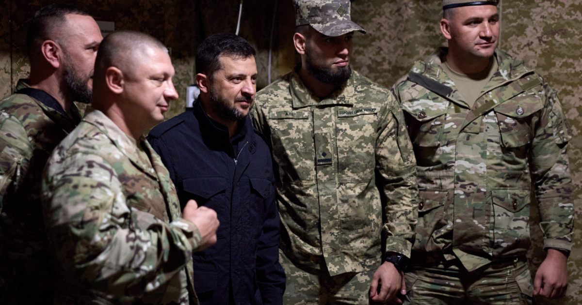 Volodimir Zelenski a vizitat frontul din regiunea Doneţk: „160 de ...