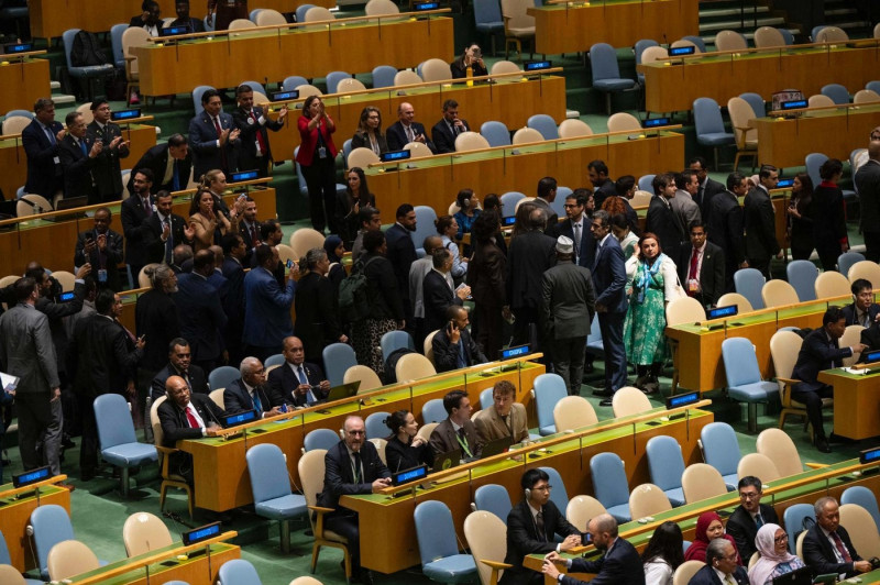 Netanyahu a susținut un discurs „istoric” la ONU, transmis prin ...