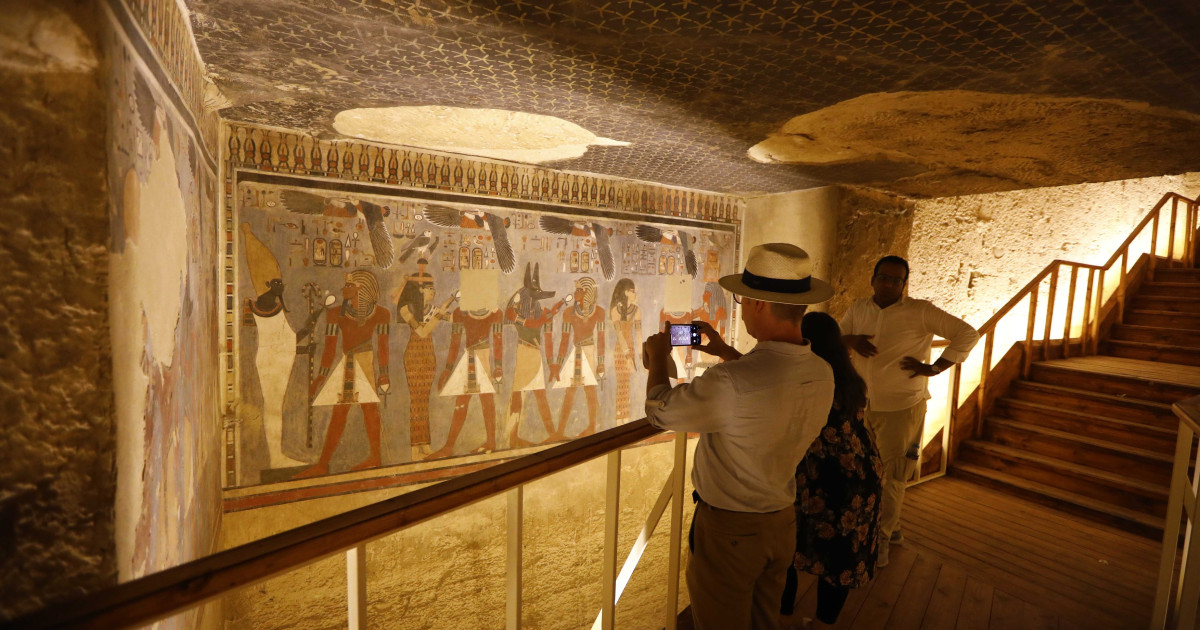 Galerie foto: Mormântul faraonului Amenhotep al III-lea, unul dintre ...