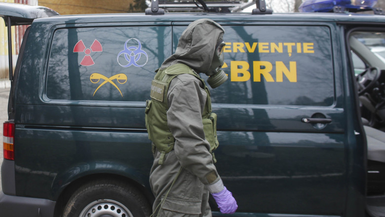 Amenințare cu bombă în Arad: SRI și Poliția au ridicat obiecte şi ...