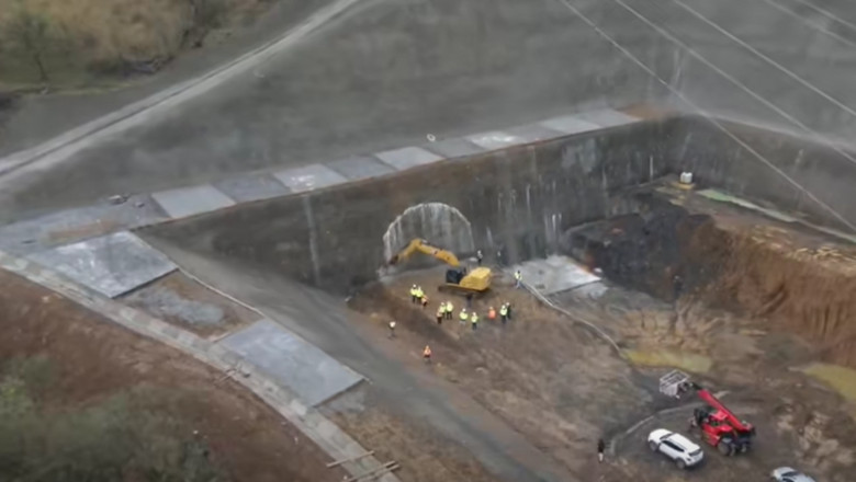 Au început lucrările la tunelul Robești de pe A1 Sibiu-Pitești, care va ...