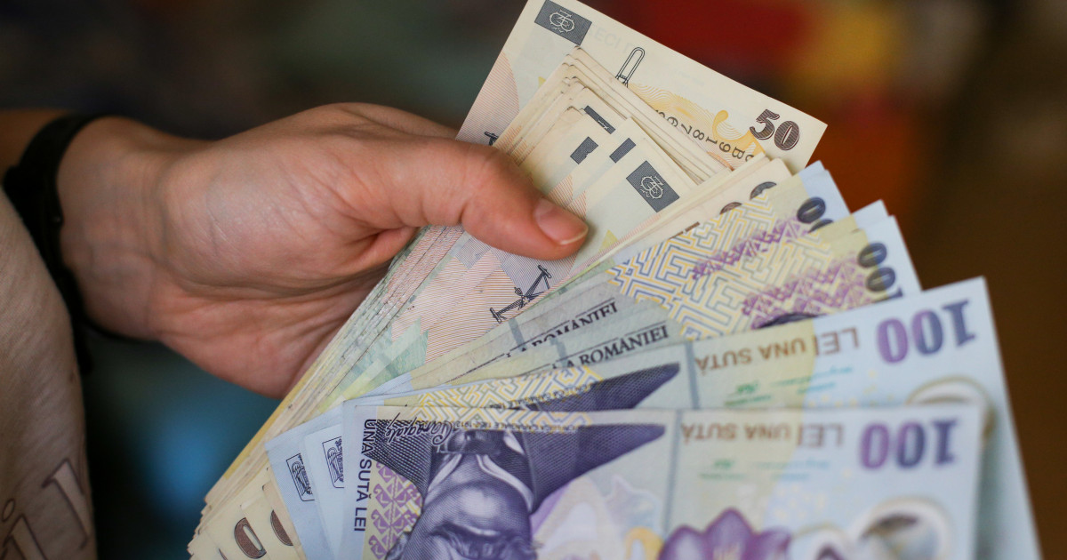 Ce salariu câștigă un muncitor străin în România. Câte avize de ...