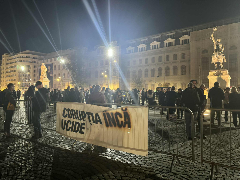 Marş de comemorare la 10 ani de la incendiul din Clubul Colectiv ...