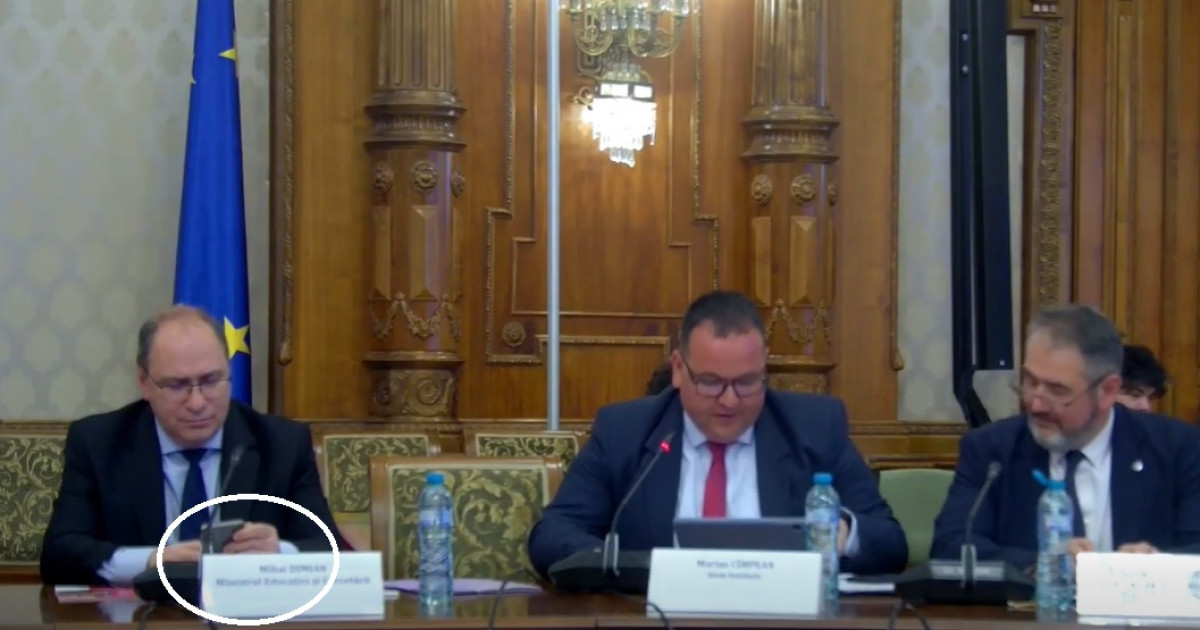 Elevă de clasa a V-a, discurs în lacrimi despre presiunea din școală ...